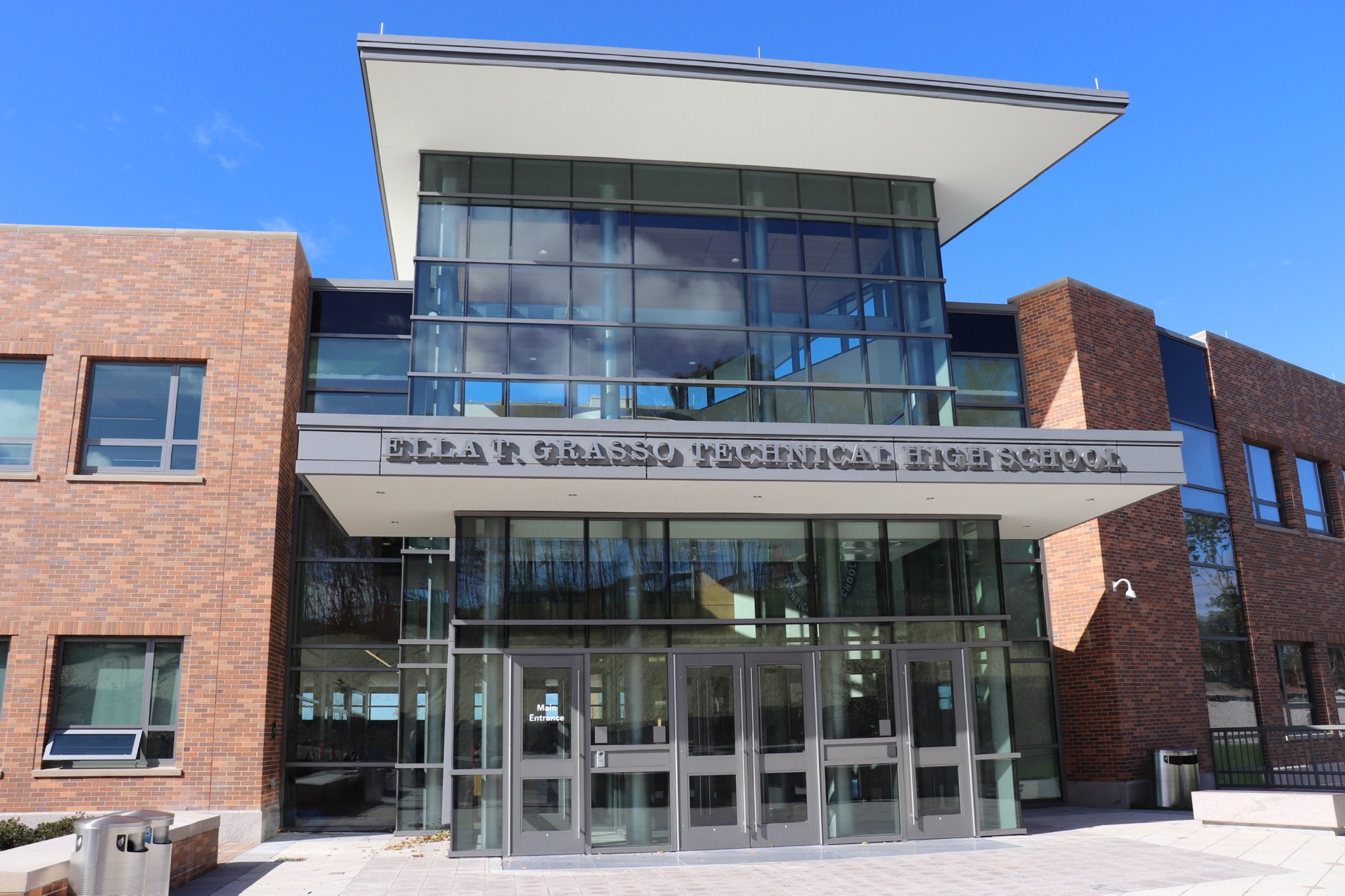 Homepage - Ella T. Grasso Technical High School
